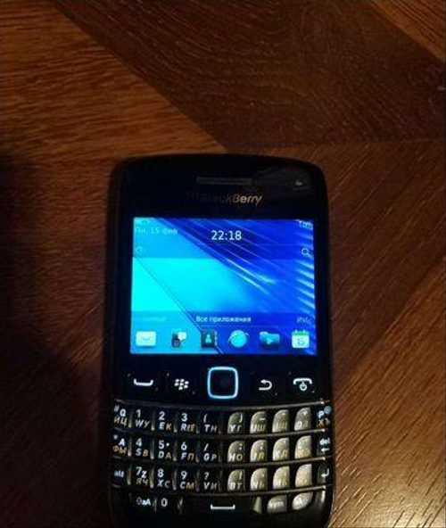 Телефон BlackBerry 9790