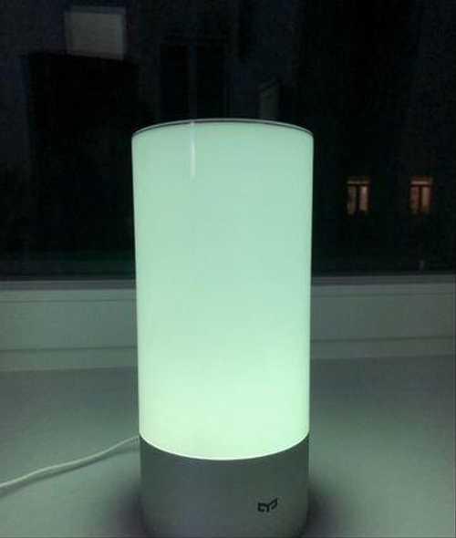 Умный ночник-лампа Xiaomi Yeelight Bedside Lamp Bl