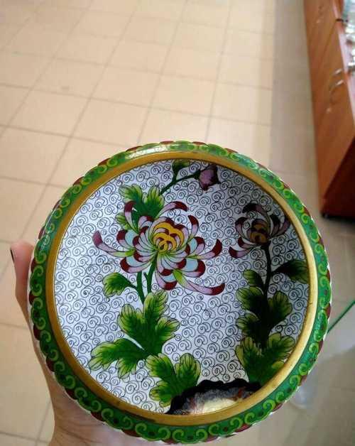 Тарелка декоративная китайская перегородчатая эмал