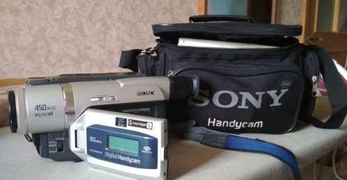 Видеокамера Sony Handycam DCR-TRV520E
