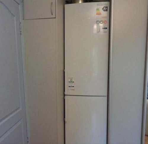Холодильник Bosch KGV36VW20R