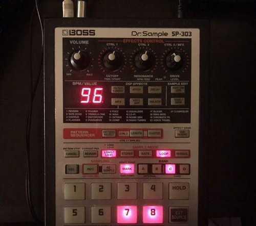 Boss SP-303