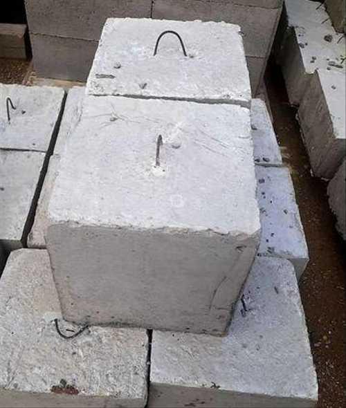 Блоки бетонные под фундамент фбс Новые 300*300*300 | Festima.Ru .