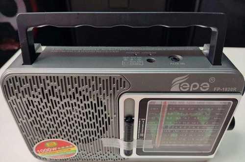 Радиоприёмник портативный FP-1820R серый