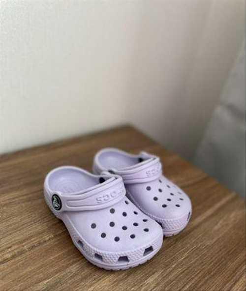 Детские сандалии crocs