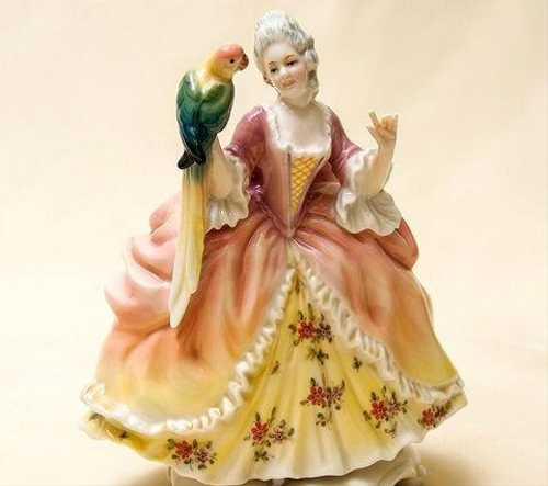 Дама с попугаем отзывы. Royal Dux фарфор статуэтка дама.