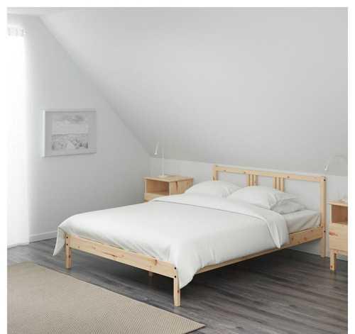 Кровать Рикене + мат из икеа 140х200