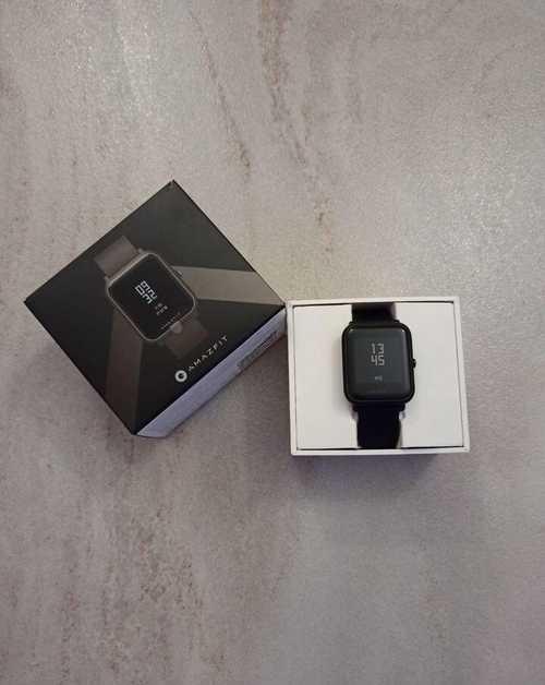 Смарт-часы Amazfit Bip (Xiaomi)