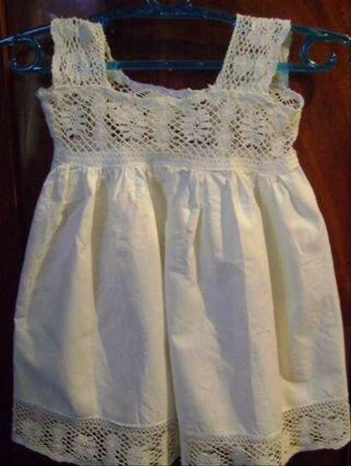 Старинное платье с кружевами для большой куклы