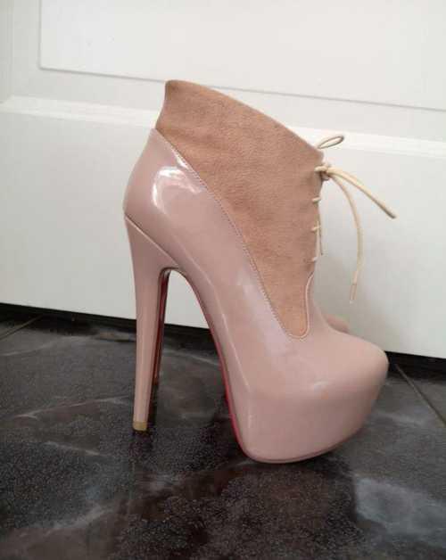 Ботильоны Louboutin новые