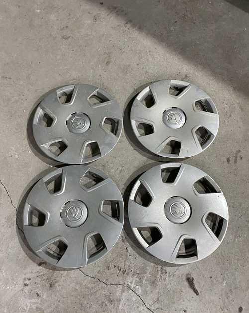 Колпаки Шкода R15 5JA601147A