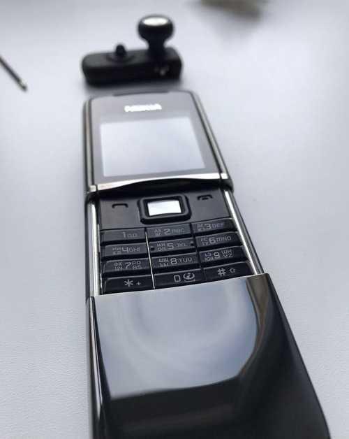 Nokia 8800 scirocco