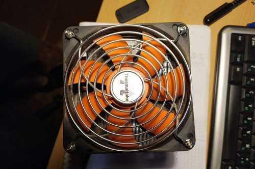 Кулер для процессора Thermaltake big typhoon