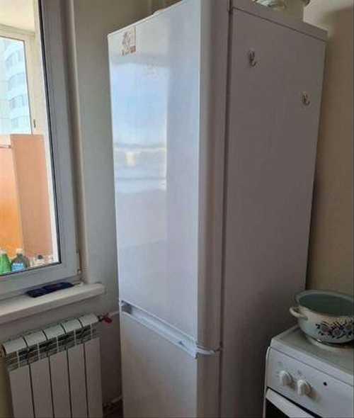 Холодильник Indesit IBF 181s бу