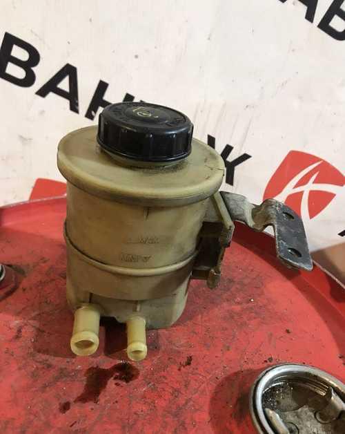 Бачок насоса гура Renault Logan 1, Sandero, Largus