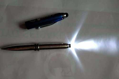 Стилус ручка с фонариком