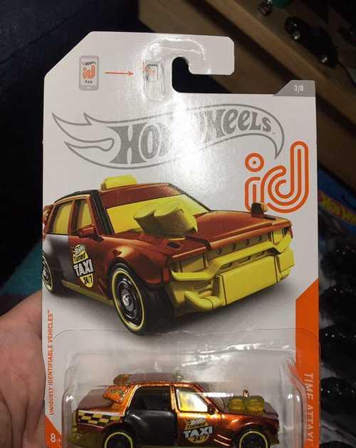Hot wheels Time Attaxi iD chase