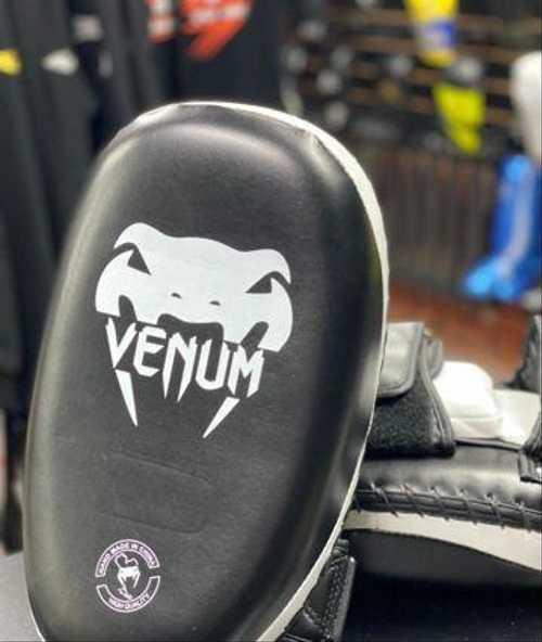 Пэды Venum black/white