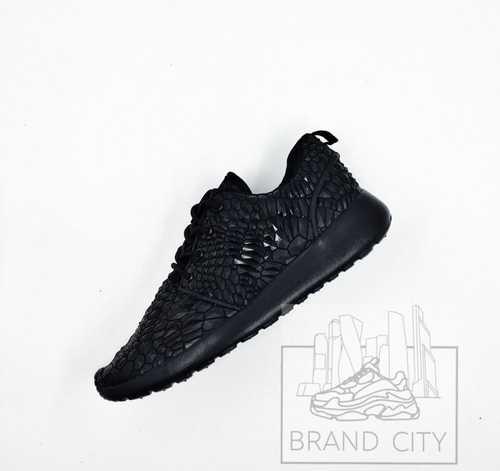 Nike Roshe Run DMB Black