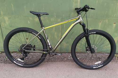 Cannondale trail 3 - Rock Shox Air