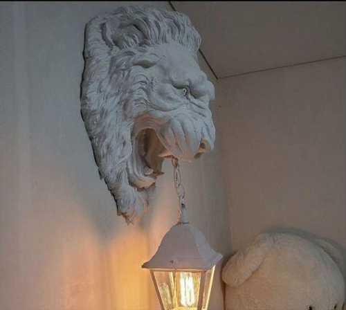 Голова льва, светильник уличный