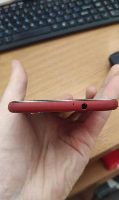 Телефон ZTE Blade Z10 Red