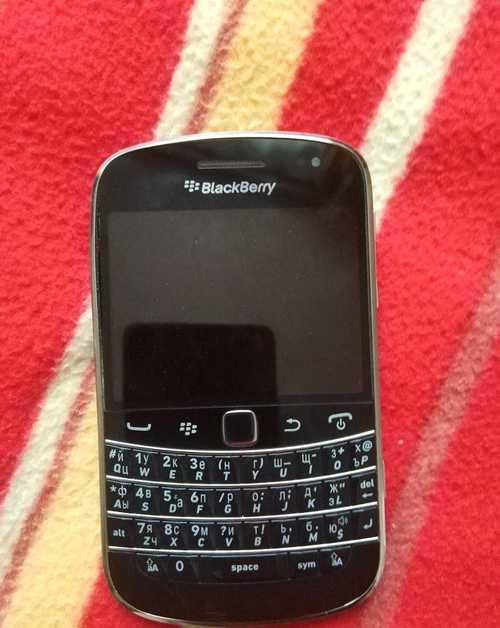 Телефон Blackberry Bold 9900