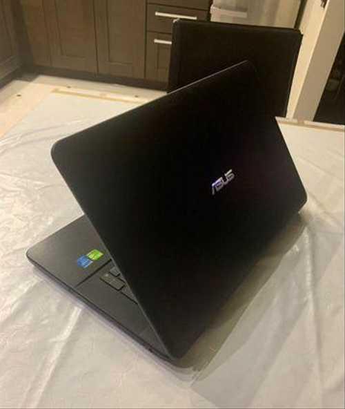 Большой игровой Asus X751L Core-i3/6/500/GF820m