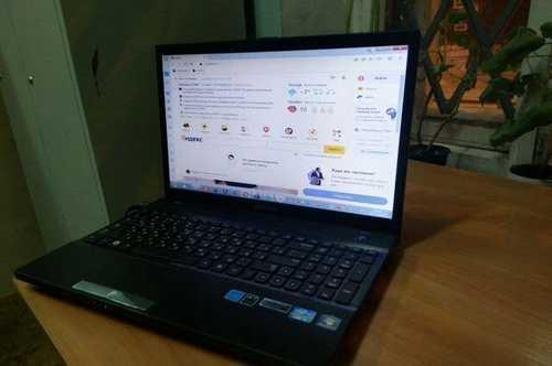 Ноутбук Samsung 300V5A -S18RU