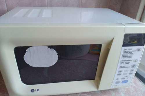 Микроволновая печь с грилем LG MB-4042G