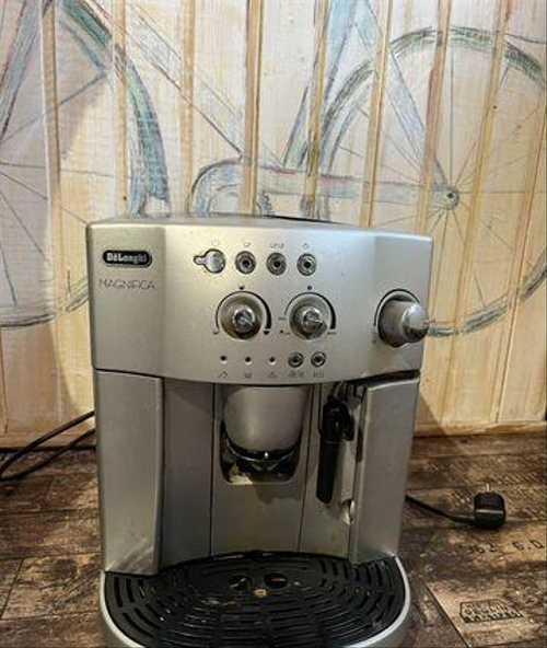 Кофемашина De'Longhi Magnifica esam 4000