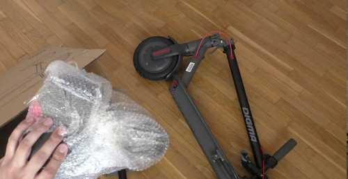 Digma HF8.5 электросамокат