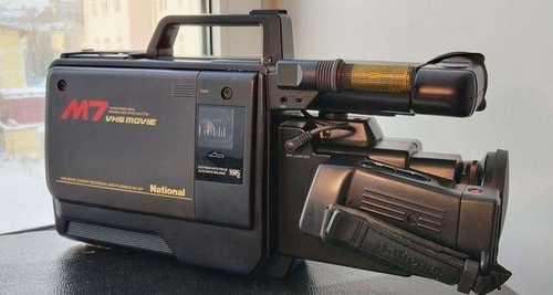 Видеокамера VHS National M7