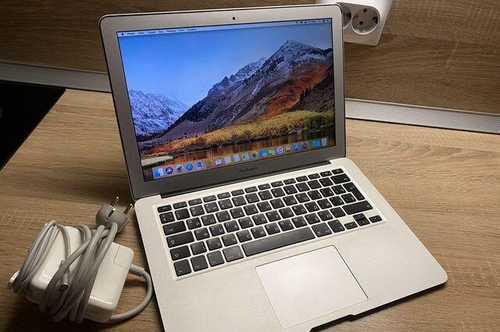 MacBook Air 13 (i5, 4gb, новая акб)