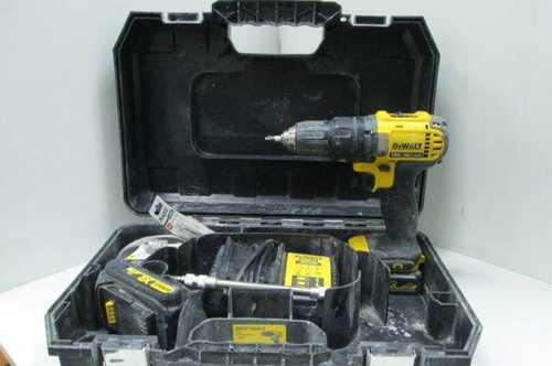 Шуруповерт Dewalt DCD780C2