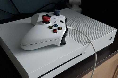 Xbox One S 1TB + джойстик с накладками