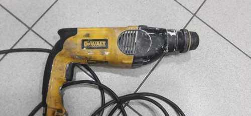 Дрель перфоратор Dewalt d25123