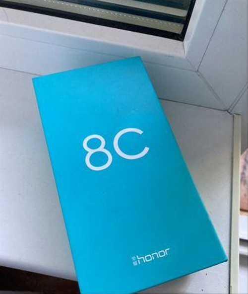 Телефон honor 8c