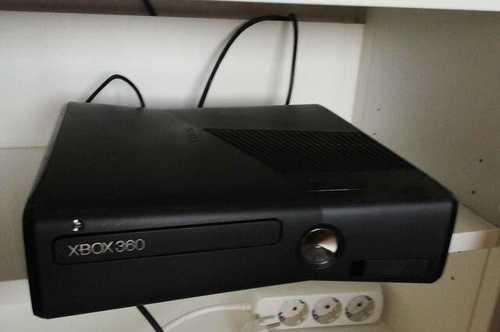 Xbox 360 прошитый + 30 игр(и гта 5 на диске)
