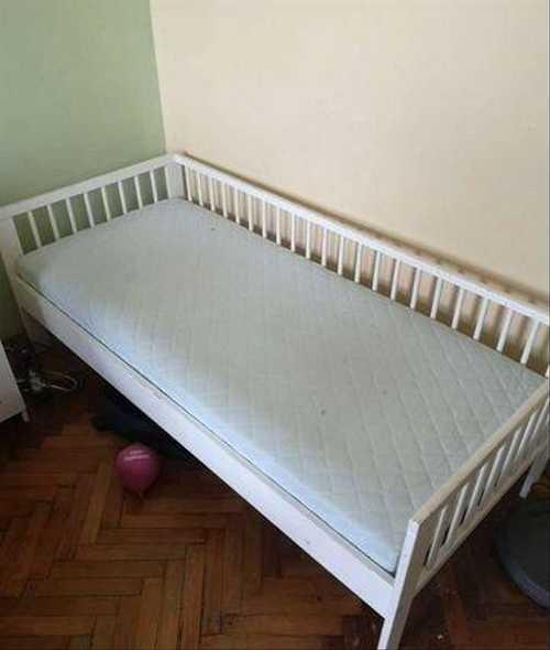 Кровать подростковая
