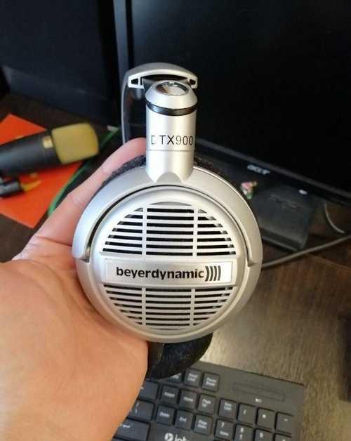 Beyerdynamic DTX 900