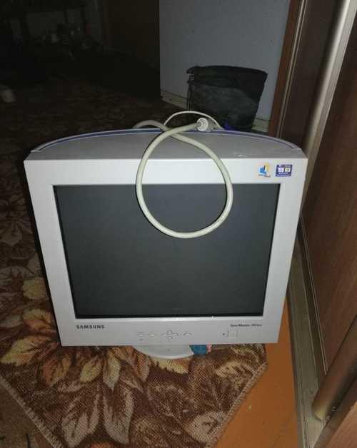 Продается старый монитор SAMSUNG