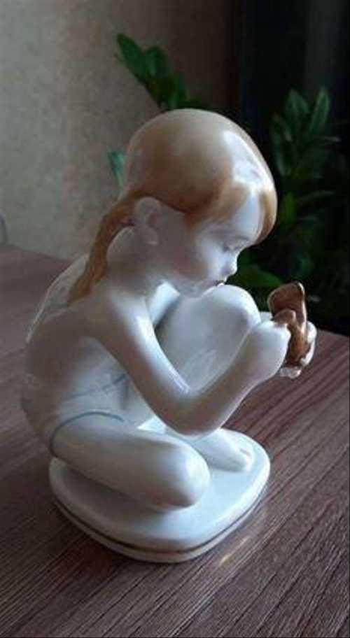 Статуэтка фарфоровая Маленький скульптор
