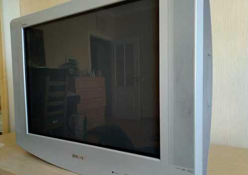 Телевизор Sony Trinitron, большой