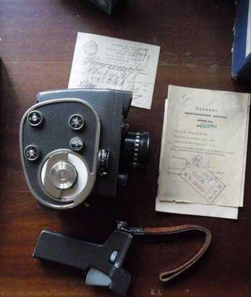 Кинокамера Кварц-2М СССР