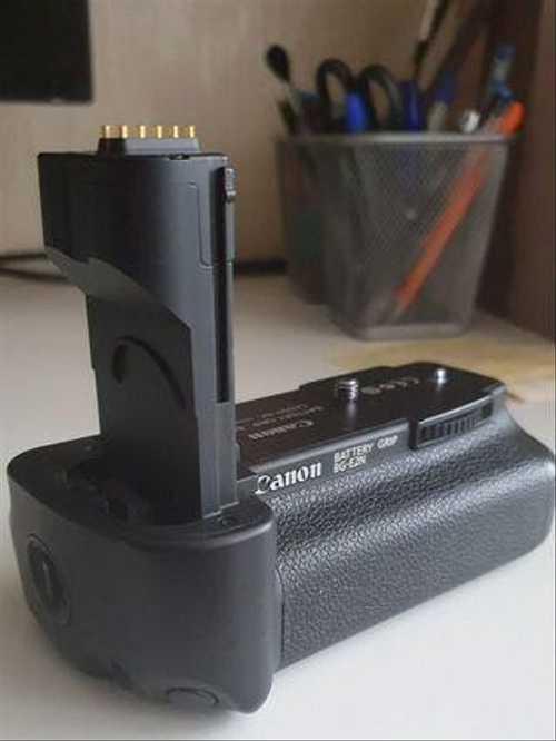 Батарейный блок Canon BG-E2N