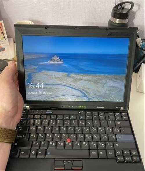 Lenovo Thinkpad X200