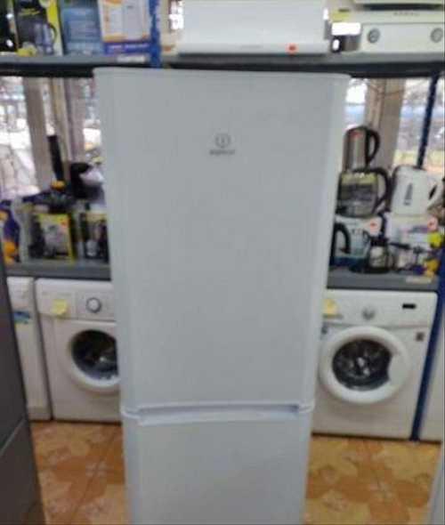 Холодильник Indesit BIA161NF