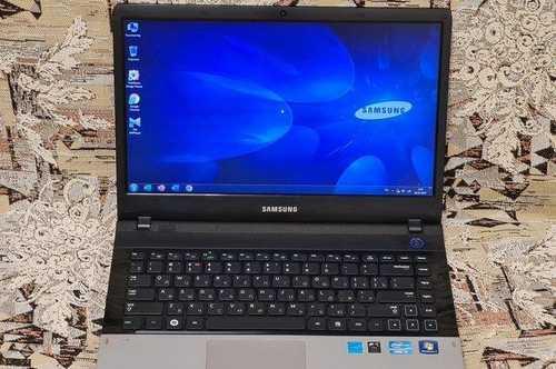 Ноутбук Samsung NP300E4A (Core i3, SSD)