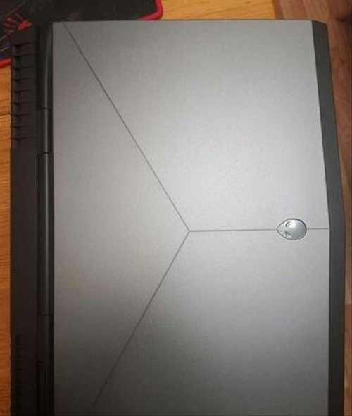 Ноутбук Dell Alienware R5 i7 1070 8gb